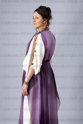 Roman woman wearing a tunic and stolla with a gold belt (Emma 1014 ...